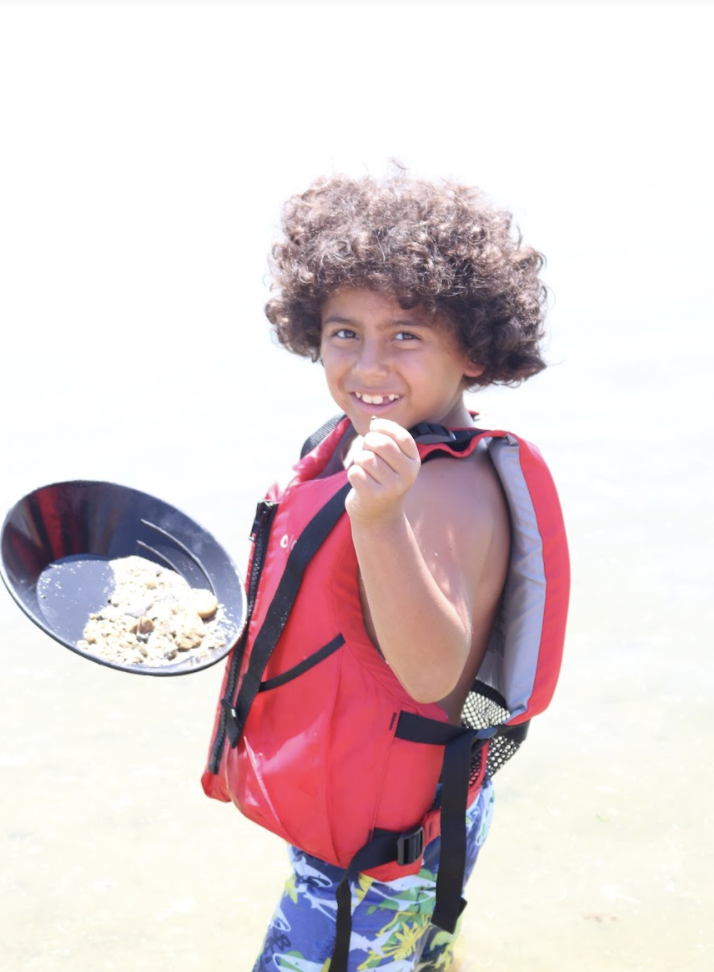 Crecemos Outdoors: Meet Mindy Silva – Latino Outdoors